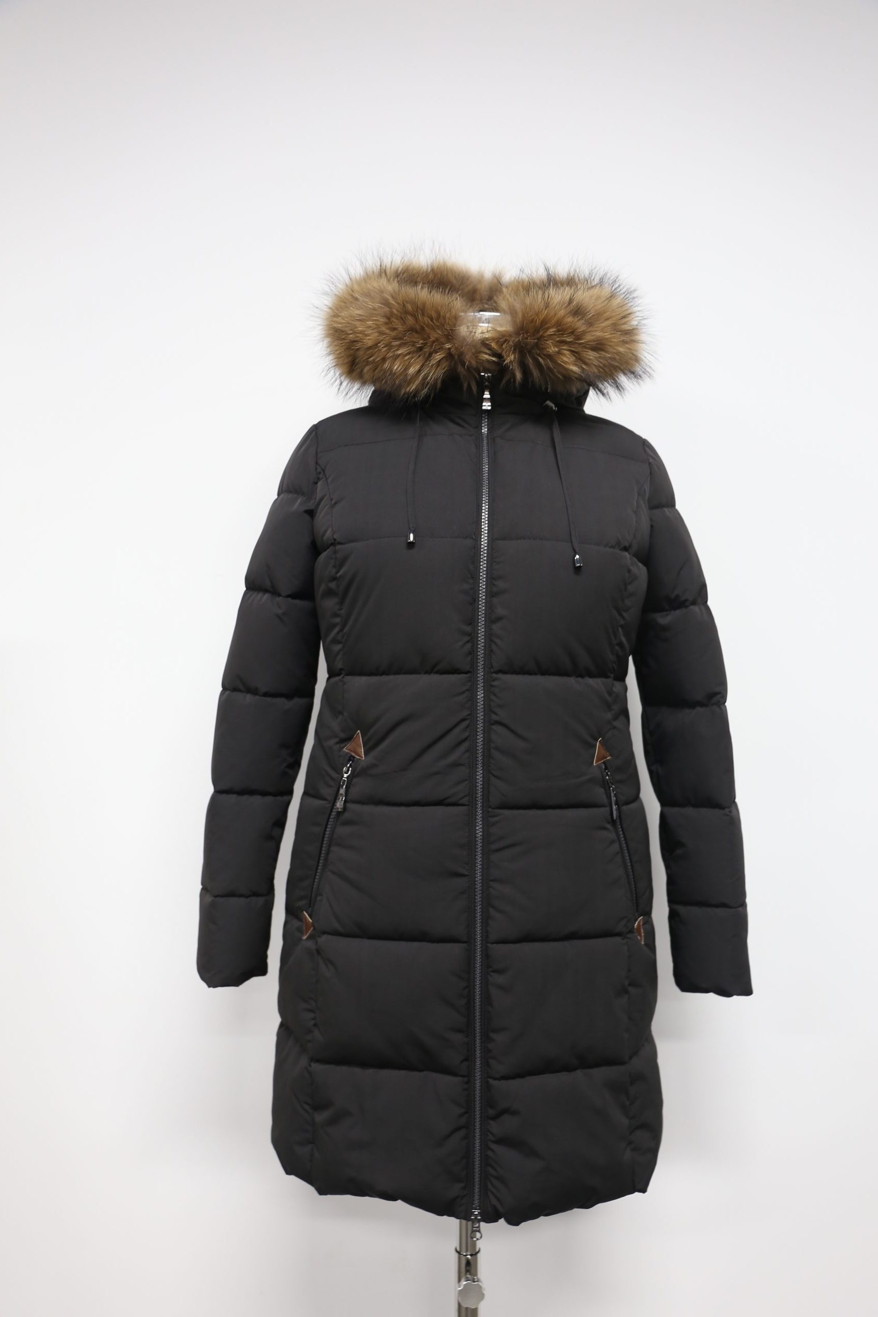 INVIDIA | Wholesale Outwear Supplier